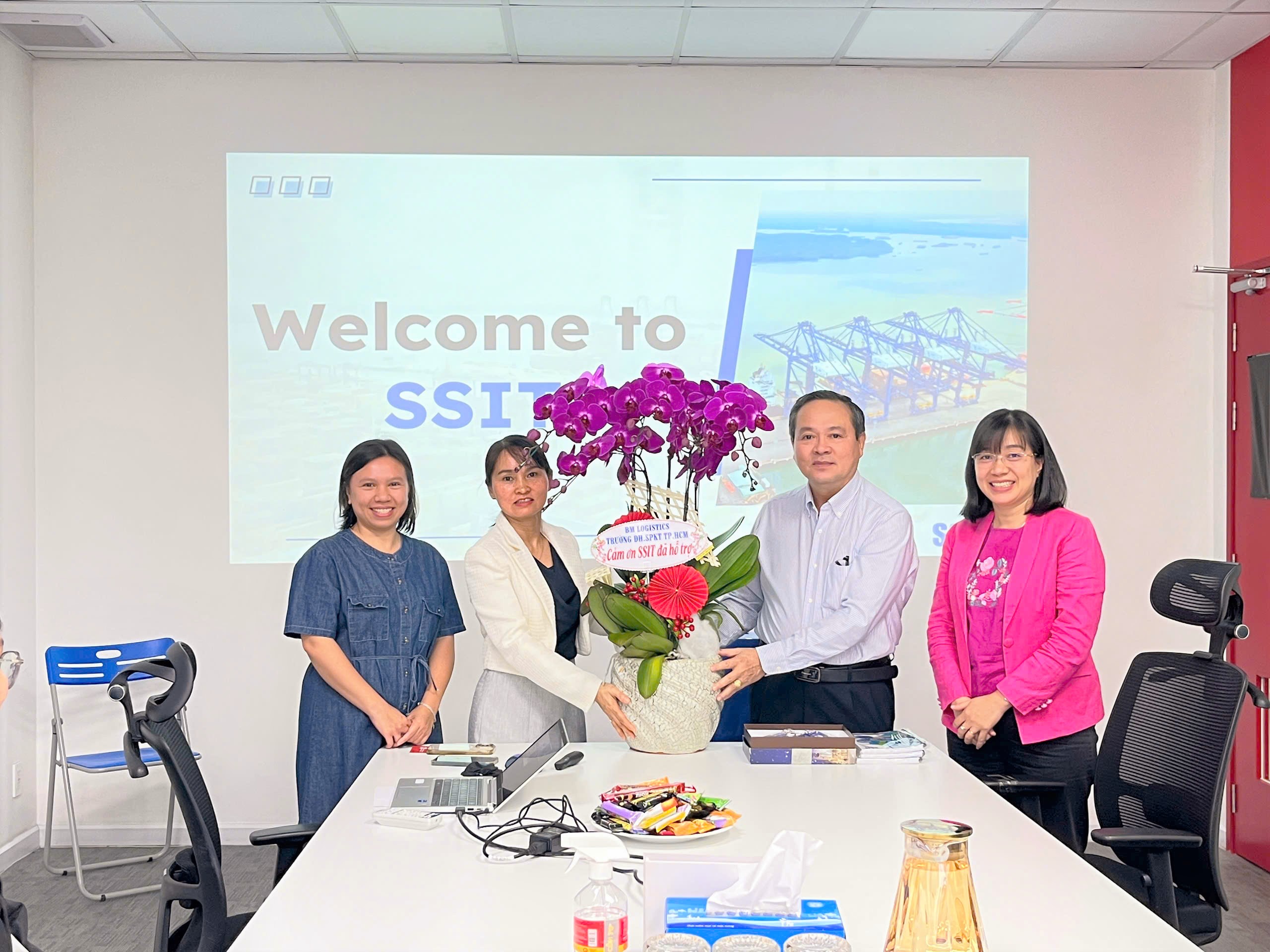 CHUYẾN THAM QUAN THỰC TẾ ĐÁNG NHỚ CỦA SINH VIÊN TRƯỜNG ĐẠI HỌC SƯ PHẠM KỸ THUẬT TP.HCM (HCMUTE ...